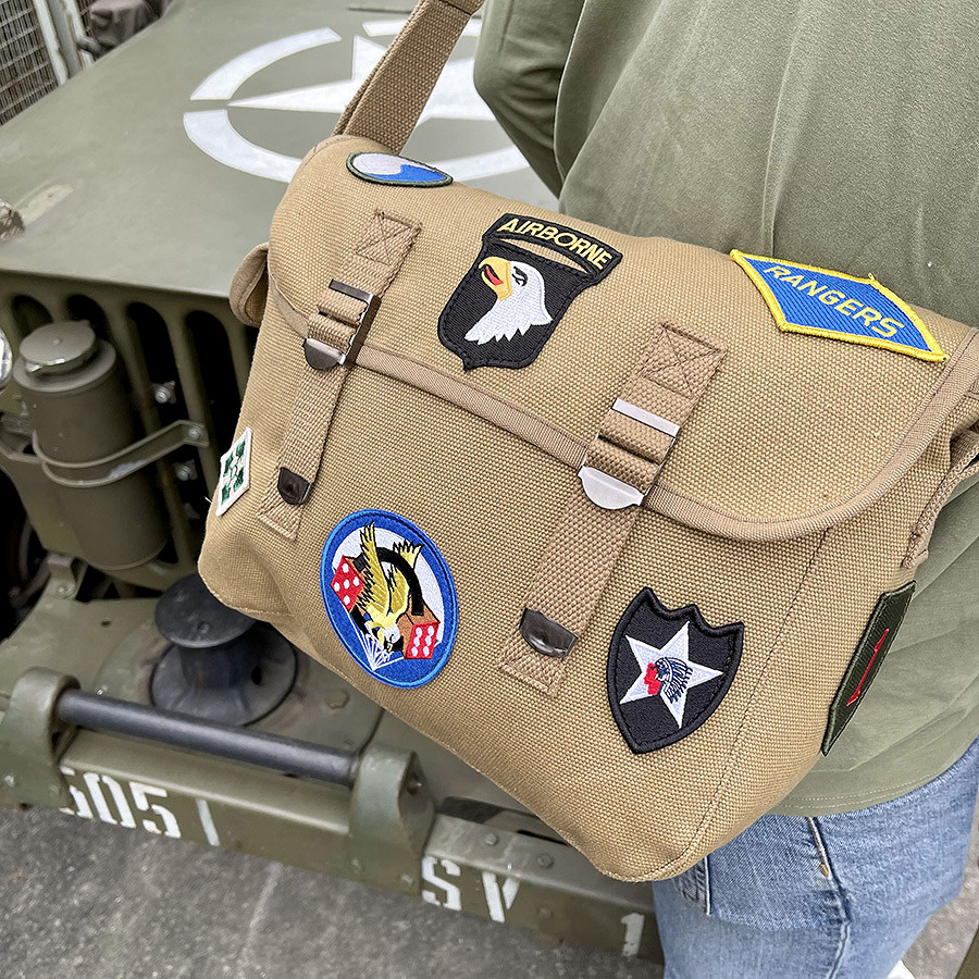 Katoenen pukkel met WWII emblemen - Darkshop